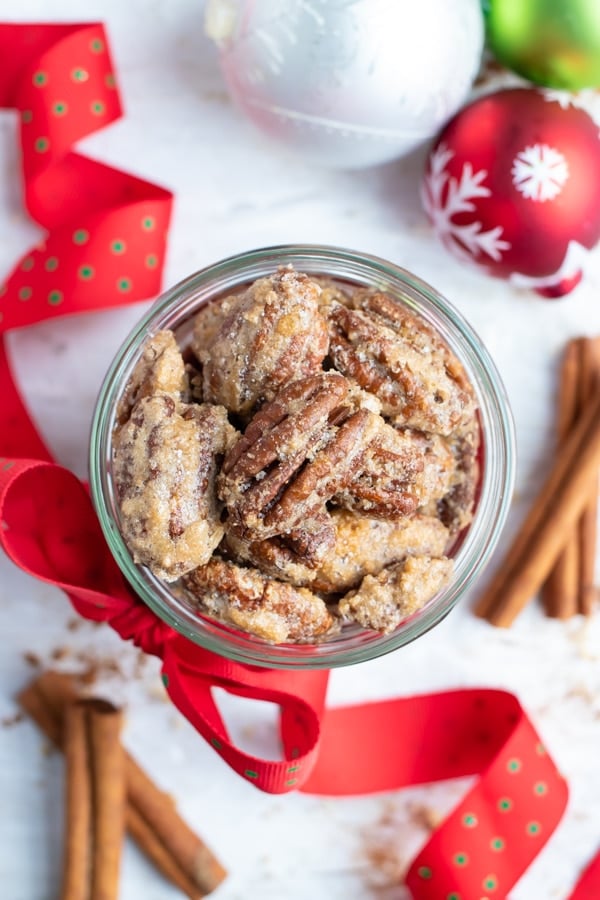 Cinnamon Spiced Candied Pecans - Evolving Table