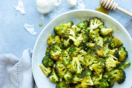Honey Oven Roasted Broccoli Recipe with Garlic | Low-Carb