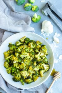 Honey Oven Roasted Broccoli Recipe with Garlic | Low-Carb