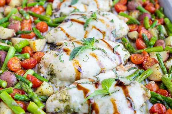 Sheet Pan Caprese Chicken Recipe - Evolving Table
