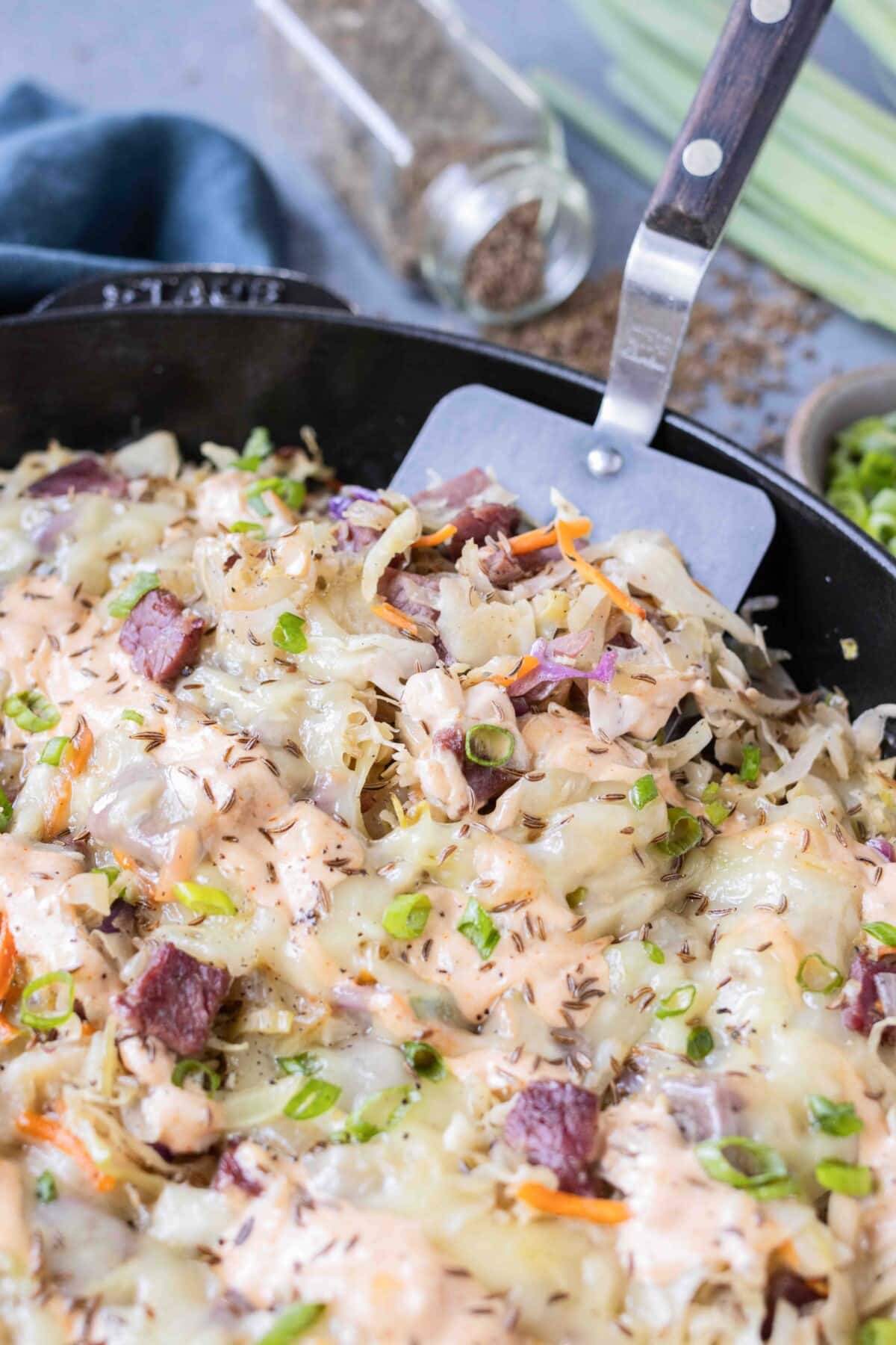Reuben in a Bowl (Keto Recipe) - Evolving Table