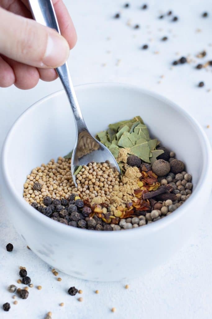 Homemade Pickling Spice Recipe - Evolving Table