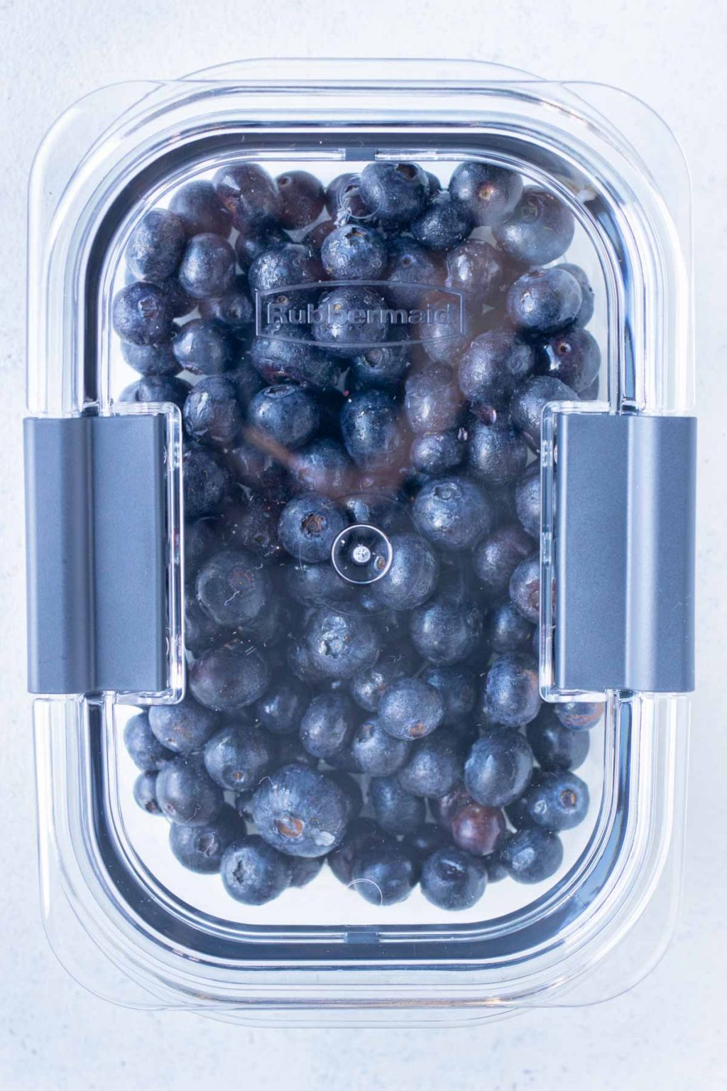 How to Freeze Blueberries - Evolving Table