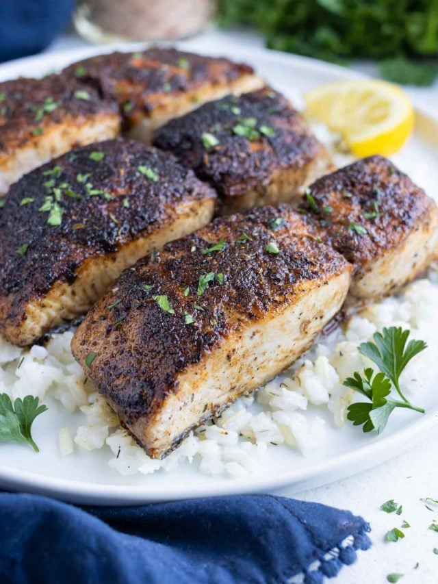 Blackened Mahi Mahi (15-minute Recipe) - Evolving Table