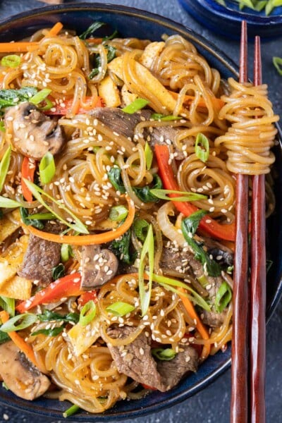 Japchae (Korean Glass Noodles Recipe) - Evolving Table