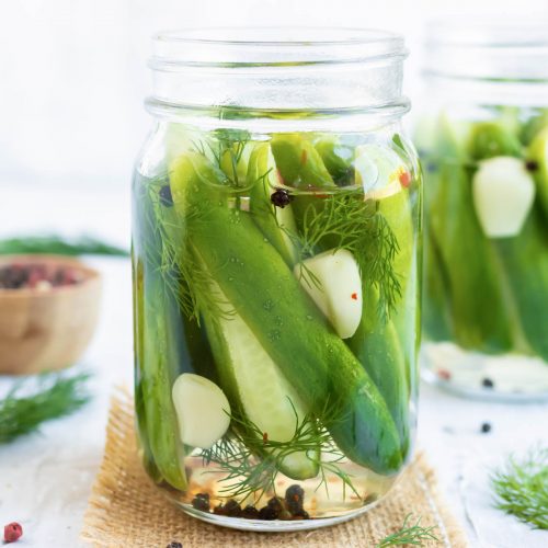Refrigerator Dill Pickles Recipe - Evolving Table