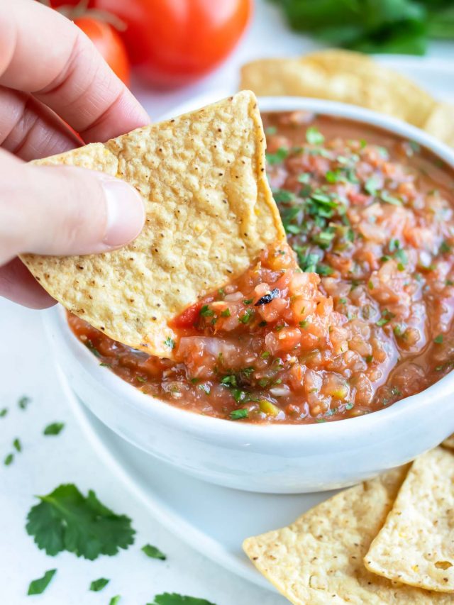 Roasted Tomato Salsa Recipe - Evolving Table