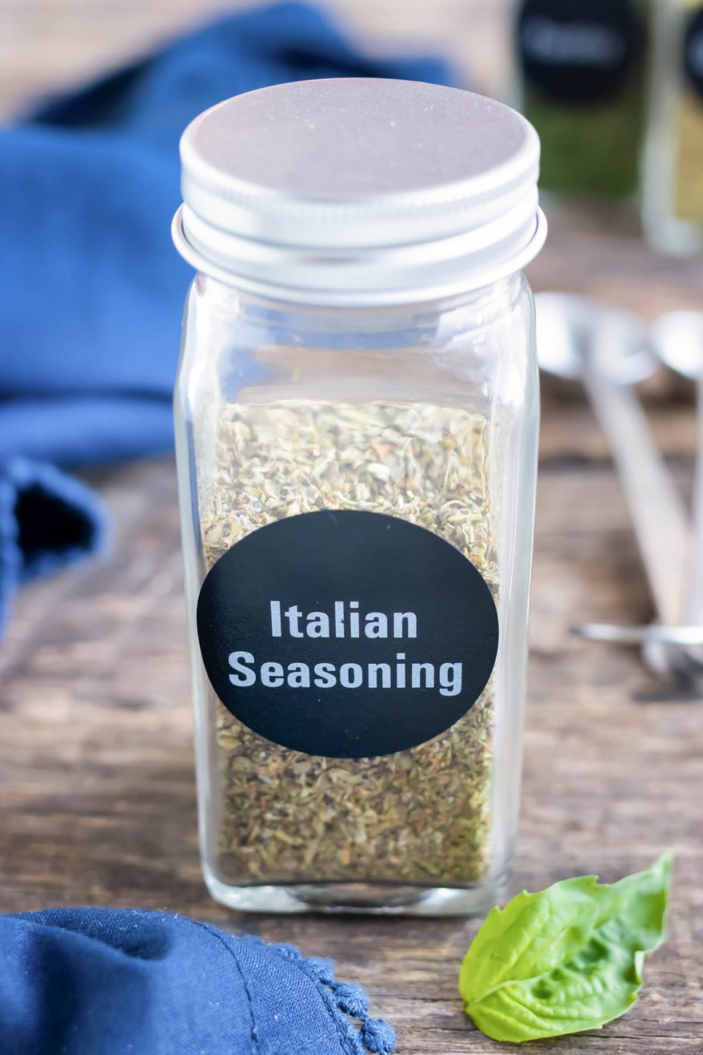 Homemade Italian Seasoning Recipe - Evolving Table