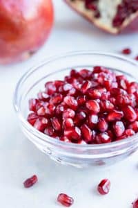 How to Tell if a Pomegranate is Ripe - Evolving Table