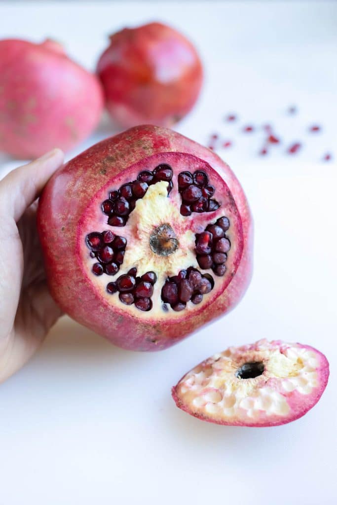 How to Tell if a Pomegranate is Ripe - Evolving Table