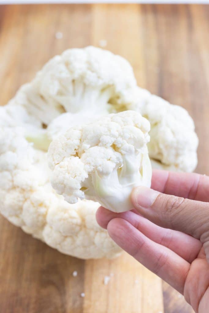 How to Make Cauliflower Rice (2 Ways!) - Evolving Table