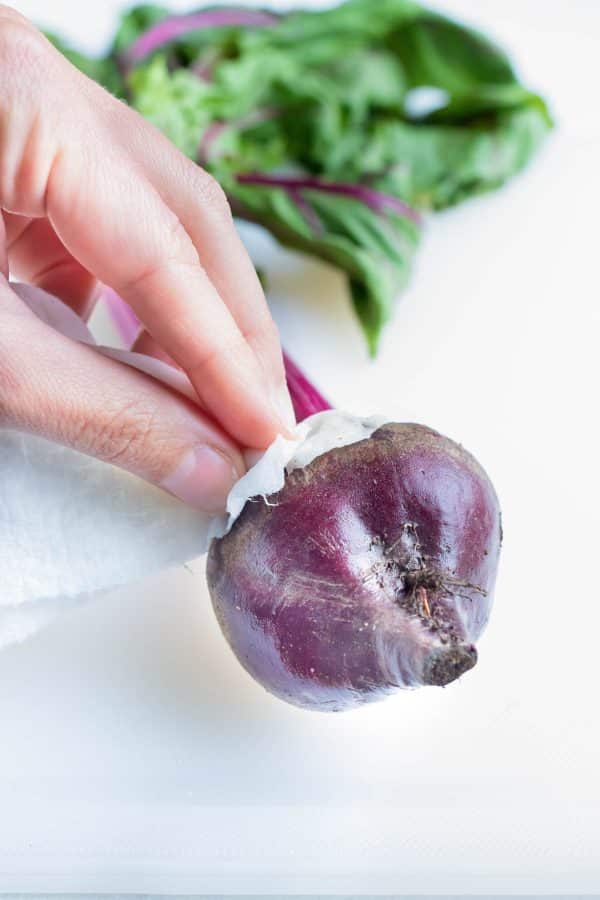 How To Boil Beets (Easy-to-Peel) - Evolving Table