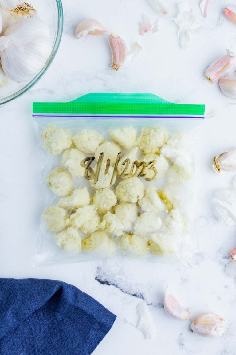 How to Freeze Garlic (Cloves or Paste) - Evolving Table