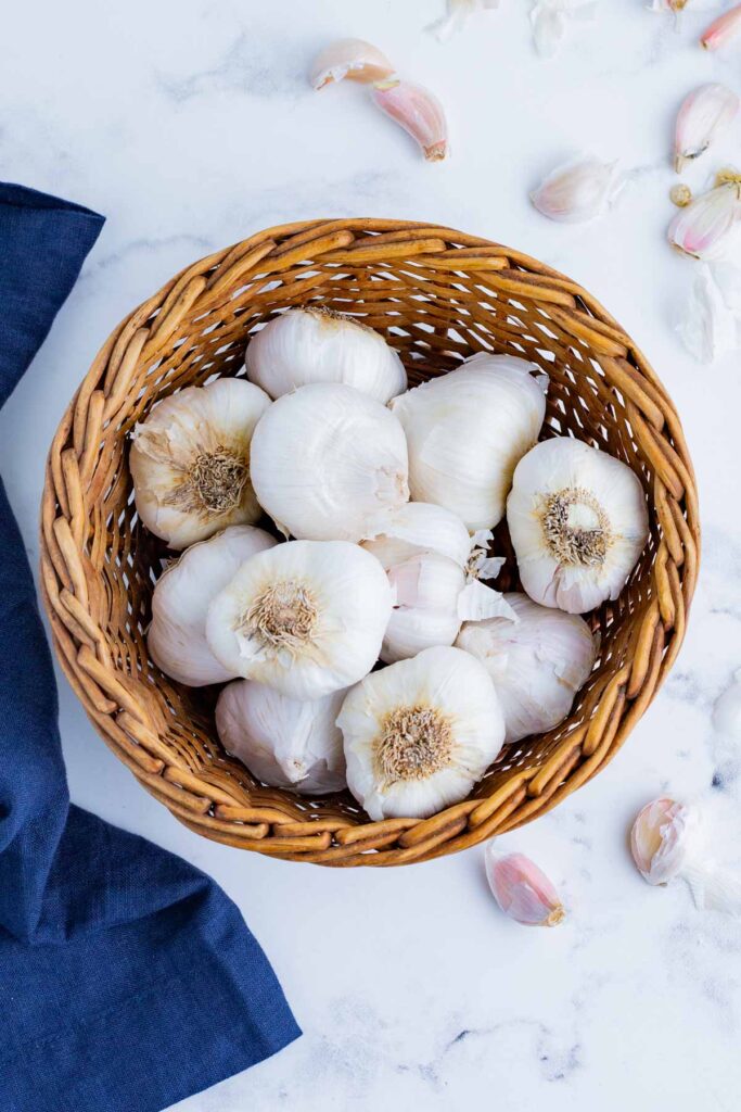 How to Store Garlic (So it Stays Fresh!) - Evolving Table