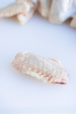 How to Cut Chicken Wings (Wingettes and Drumettes) - Evolving Table