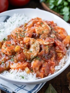 Shrimp Creole (Authentic Louisiana Recipe) - Evolving Table