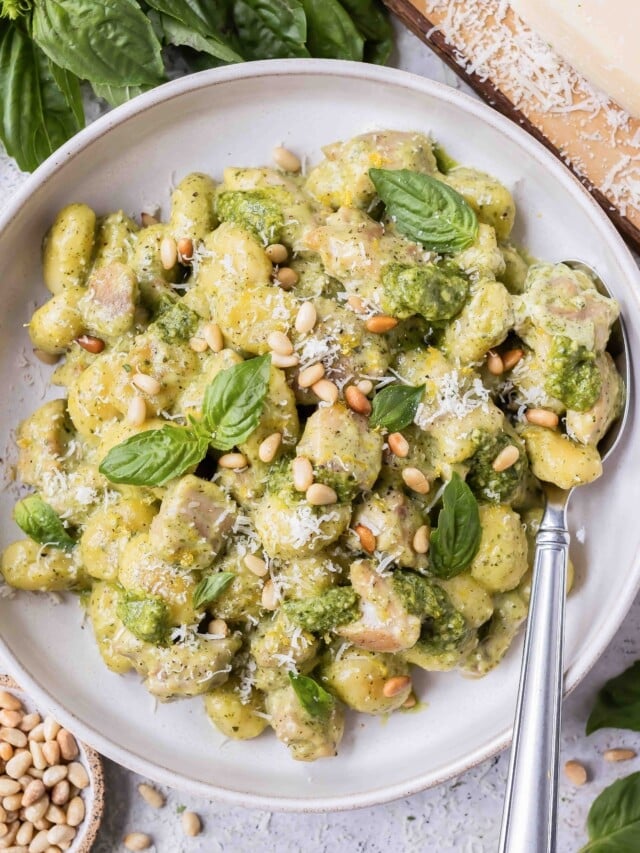 Creamy Chicken Pesto Gnocchi (One-Pot Recipe) - Evolving Table