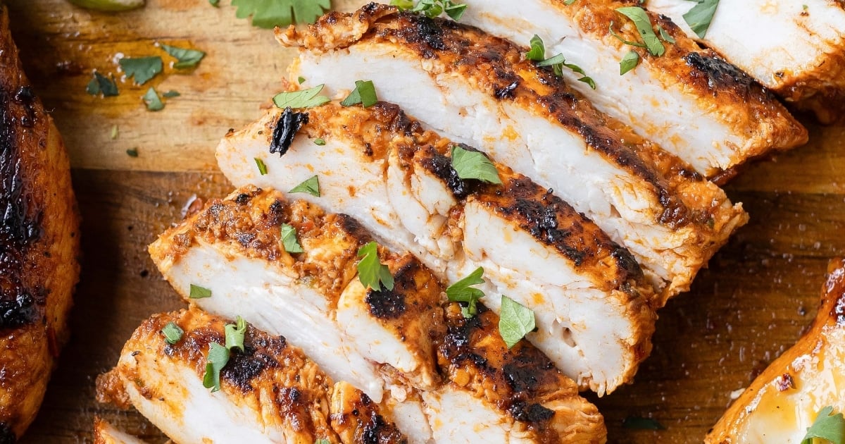 Chipotle Chicken Copycat Recipe - Evolving Table